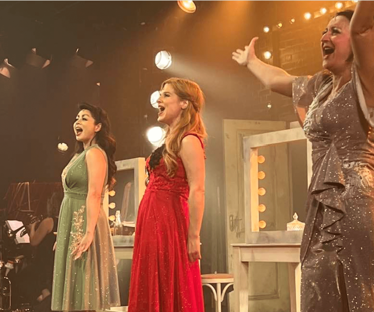 THEATRE REVIEW: Jerry’s Girls starring Cassidy Janson, Jessica Martin ...