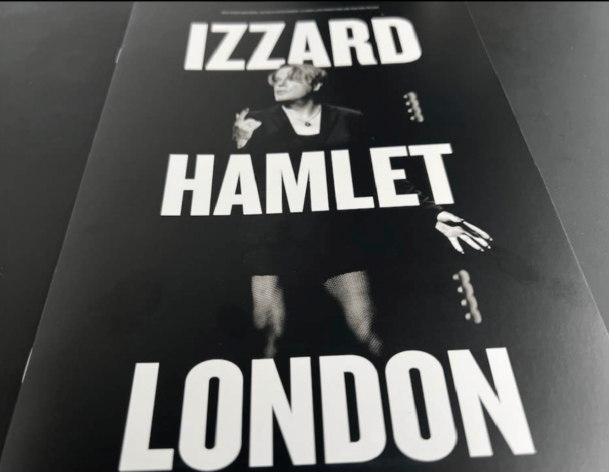 THEATRE REVIEW: Hamlet starring Eddie Izzard at Riverside Studios ...